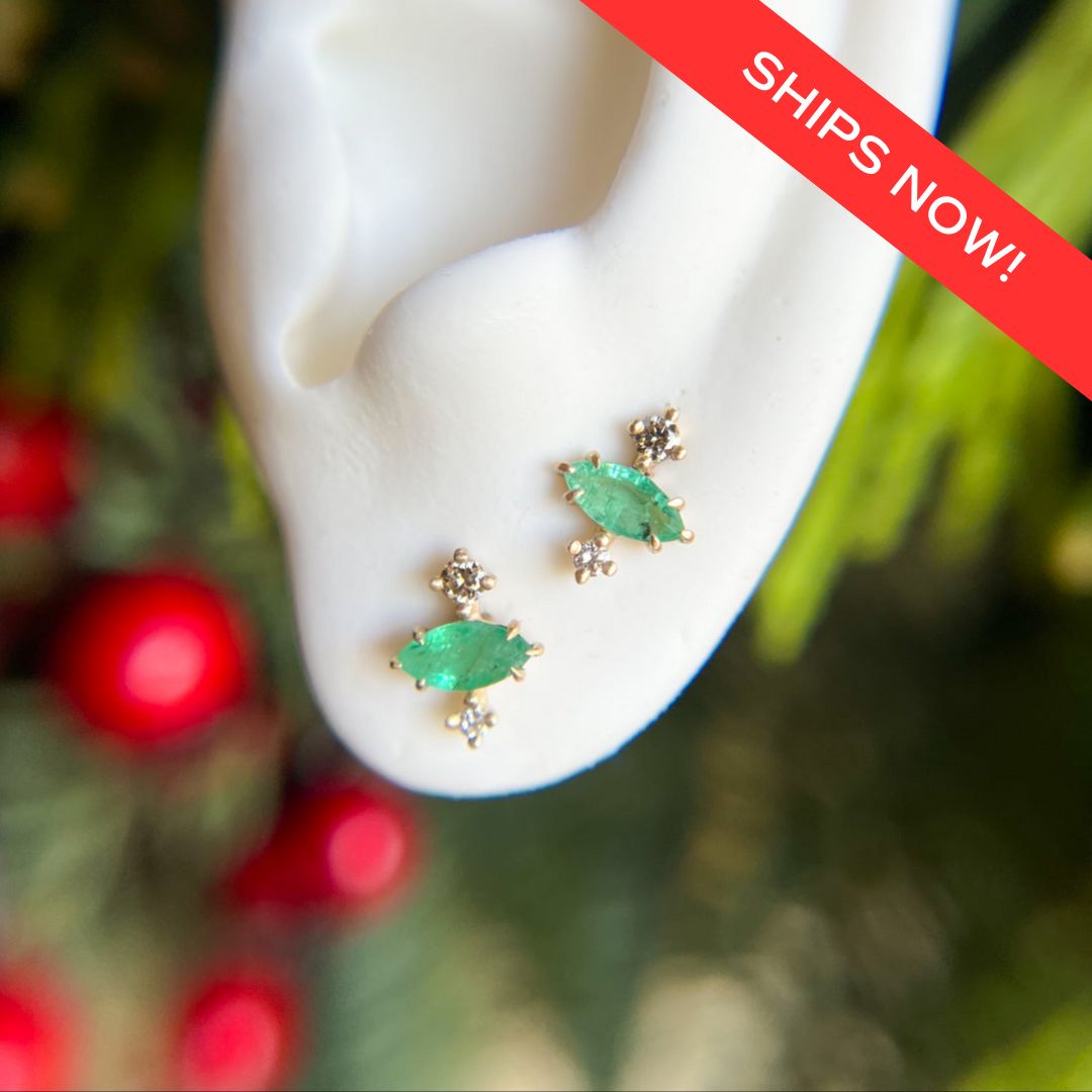 emerald stud earrings