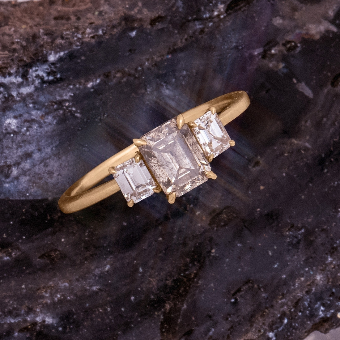 Salt and Pepper Diamonds: The Allure of Unique Rustic Diamond Jewelry ...
