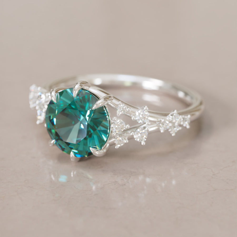 Anello di fidanzamento alternativo Callista rotondo con zaffiro teal ...